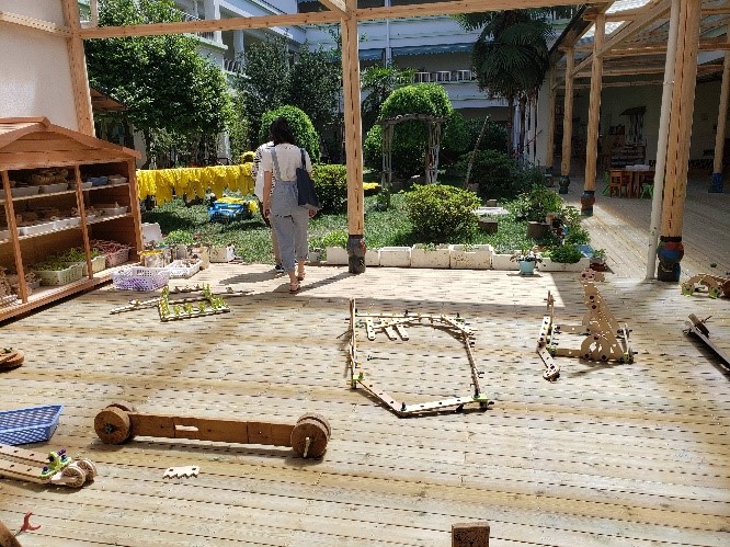 What Are True Play Environments and What Do They Look Like?